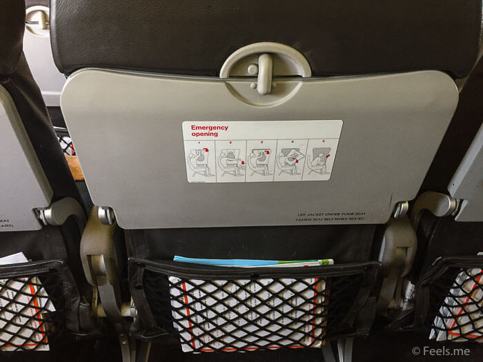 Photo Review: Jetstar SIN-HKT Phuket in Budget → Roaming Alpaca